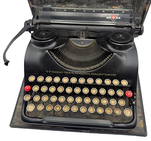 RARE ORIGINAL FULLY OPERATIONAL THIRD REICH SS TYPEWRITER w. RUNES KEY ...